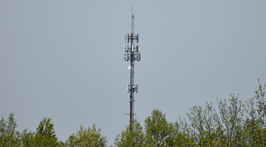 G1 Head-to-Head with the Competition - Tarana Wireless, Inc.